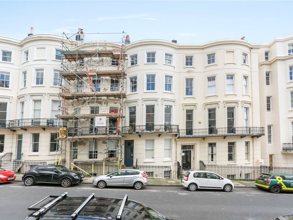 2 bed flat for sale in Eaton Place, Brighton BN2, £400,000 - Zoopla