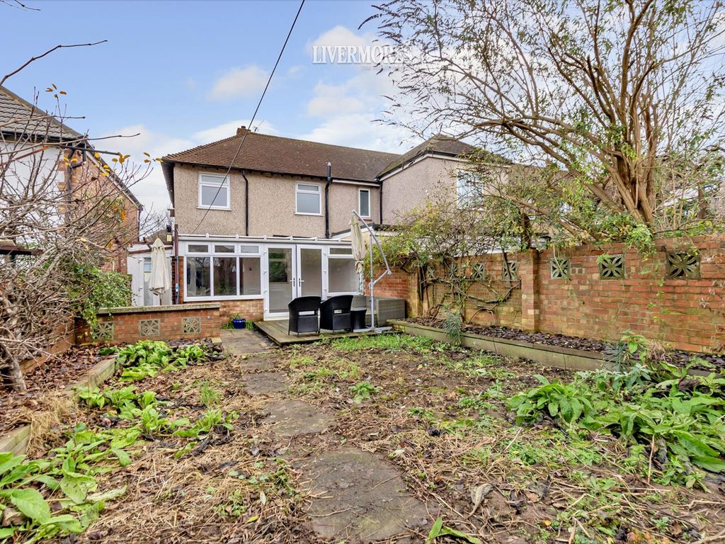 2 bed end terrace house for sale in Ridge Way, Crayford, Dartford, Kent DA1, £350,000 - Zoopla