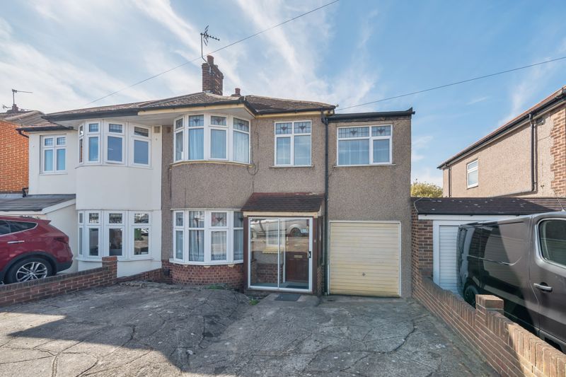 4 Bed Semi Detached House For Sale In Sutherland Avenue Welling Da16