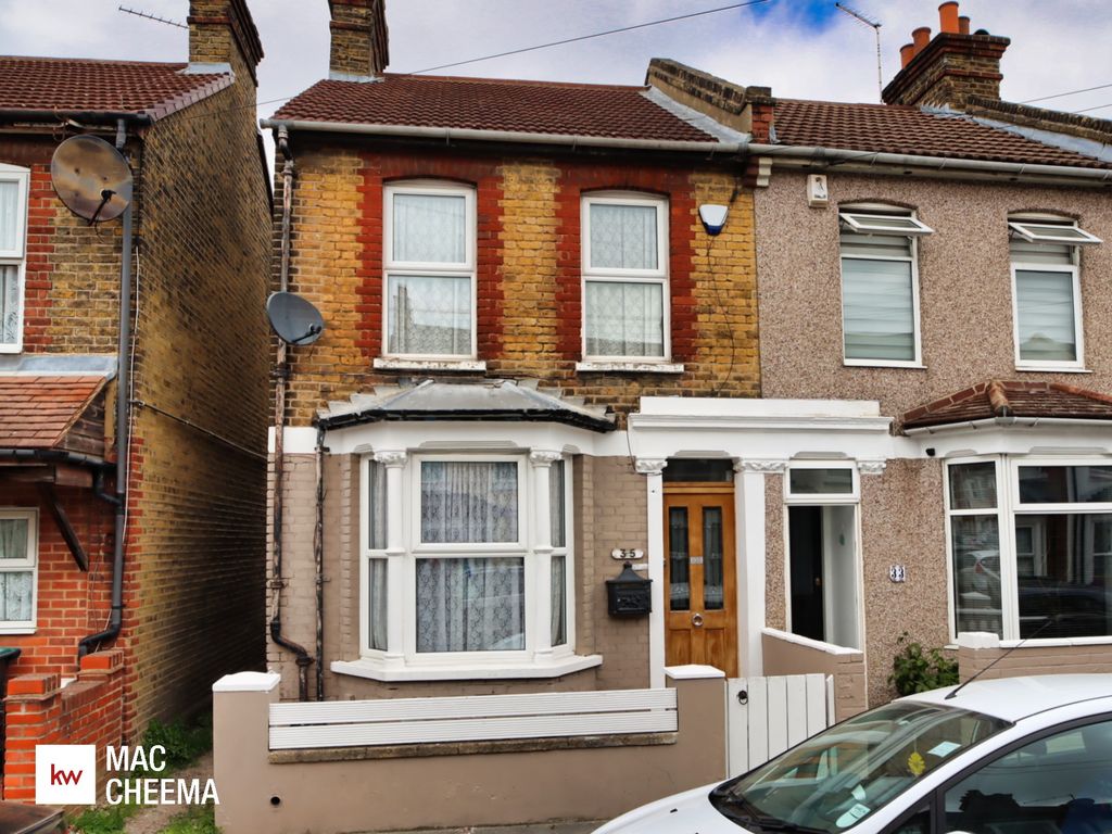 2 Bed End Terrace House For Sale In Havelock Road Gravesend Kent Da11