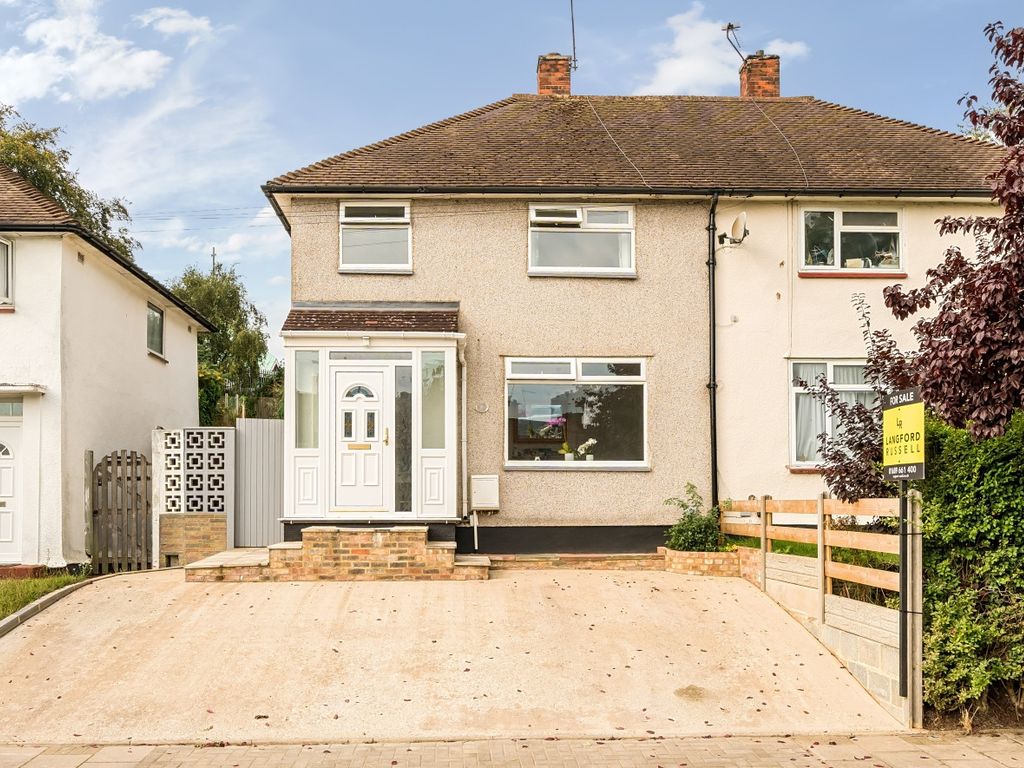 3 Bed Semi Detached House For Sale In Ravenscourt Road St Pauls Cray