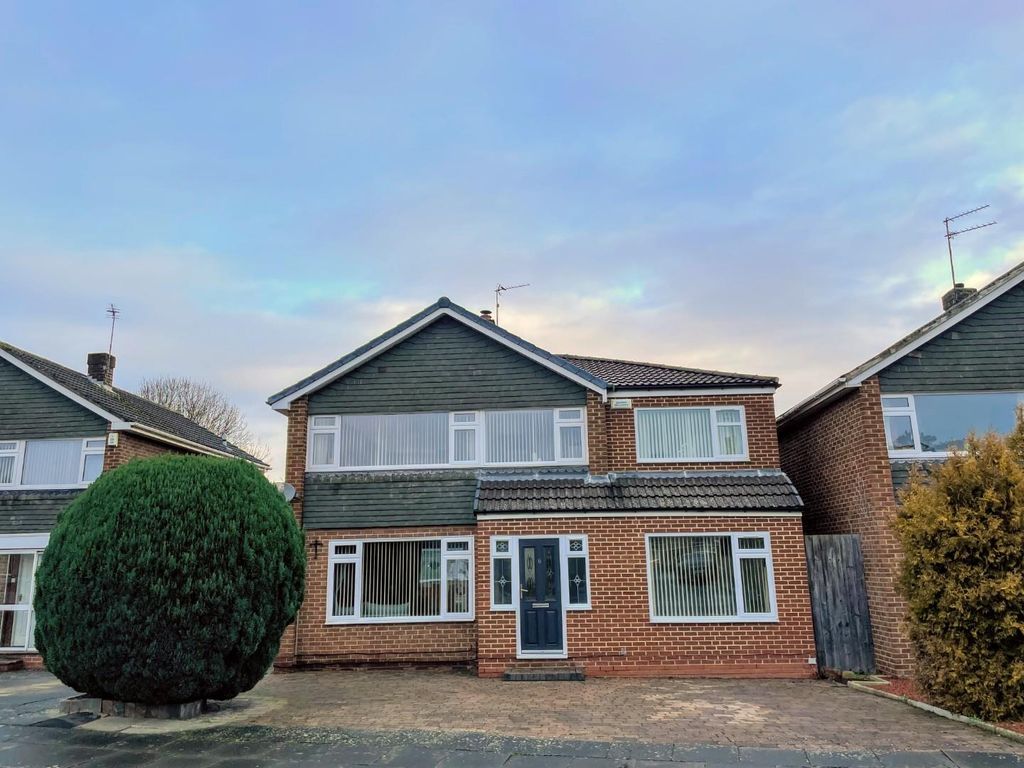 5 bed detached house for sale in Sutton Close, Darlington DL3 - Zoopla