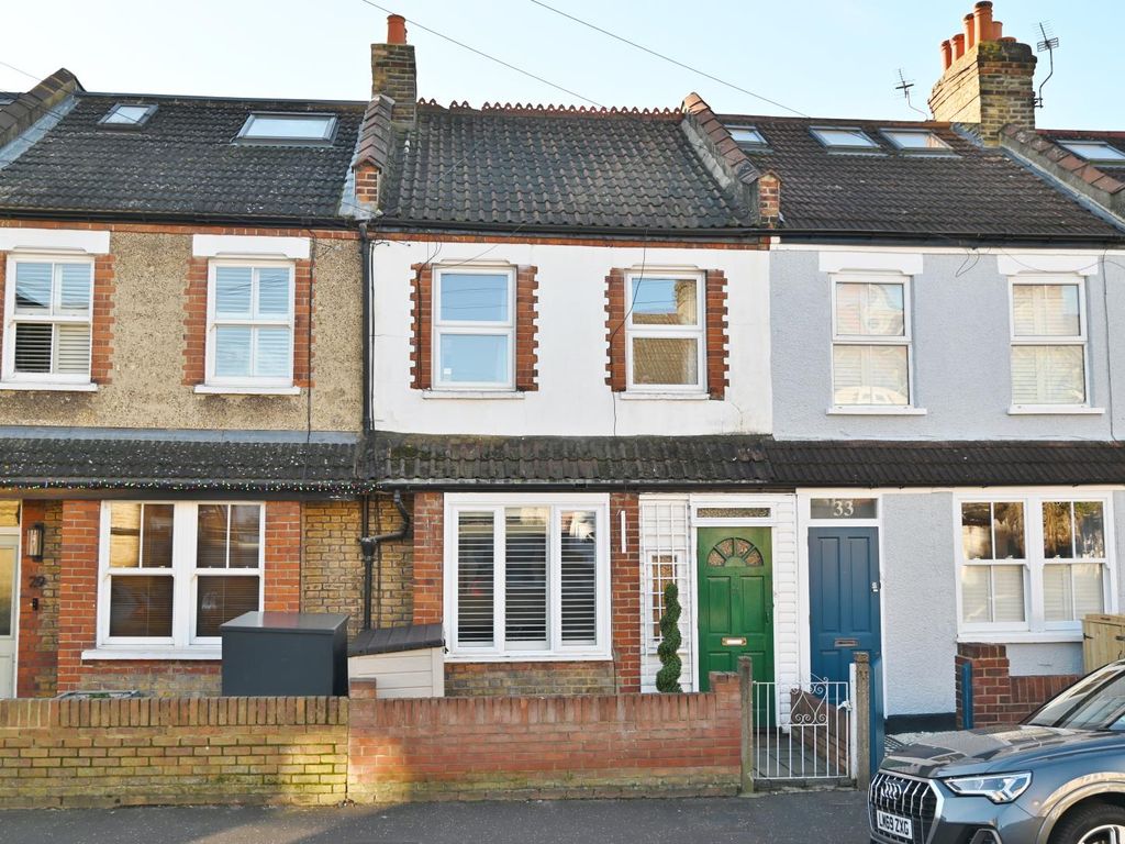2 bed terraced house for sale in Andover Road, Twickenham TW2, £650,000 - Zoopla