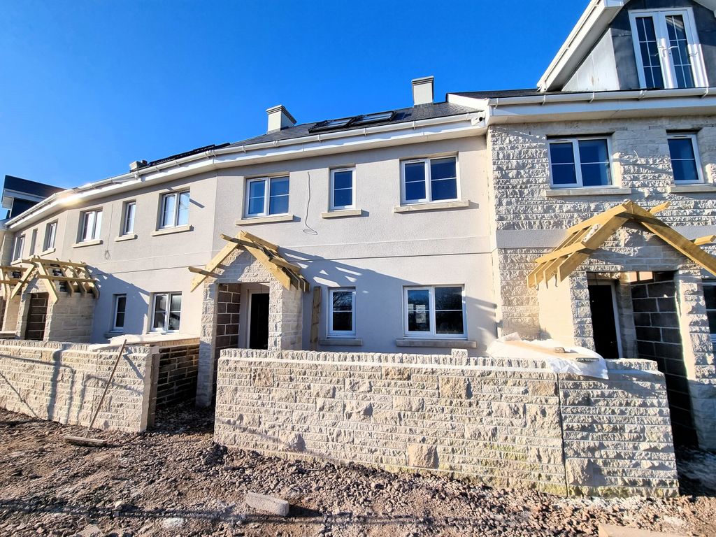 New Home 3 Bed Terraced House For Sale In Pennsylvania Way Portland