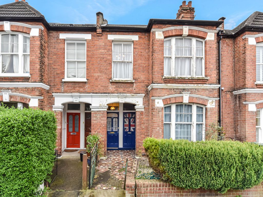 2 bed maisonette for sale in Midmoor Road, Balham SW12, £640,000 - Zoopla