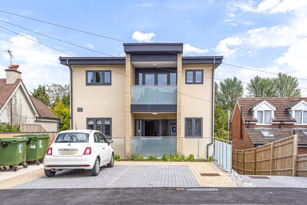 2 bed flat to rent in Kennington, Oxford OX1 - Zoopla