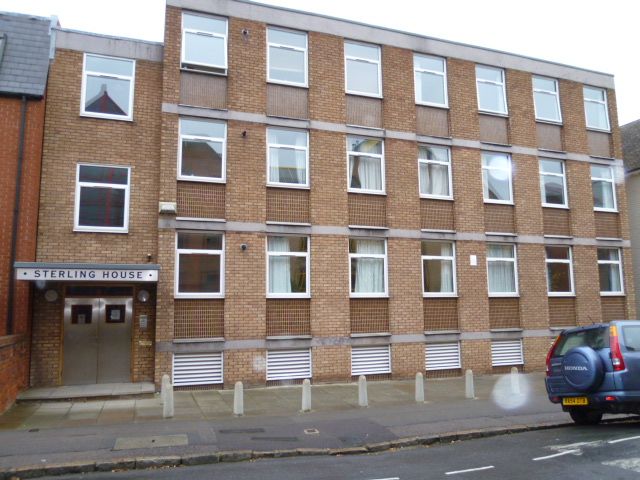 2 bed flat to rent in Southern Court, South Street, Reading RG1 - Zoopla