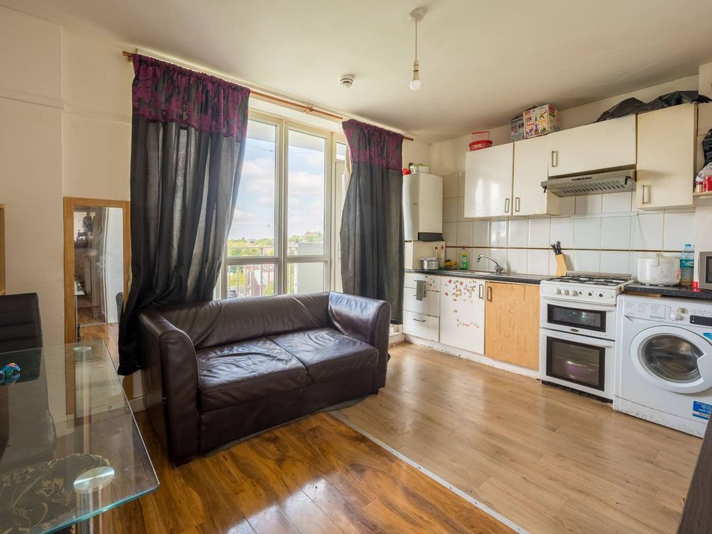2 bed flat for sale in Lewisham Park, Lewisham, London SE13 - Zoopla