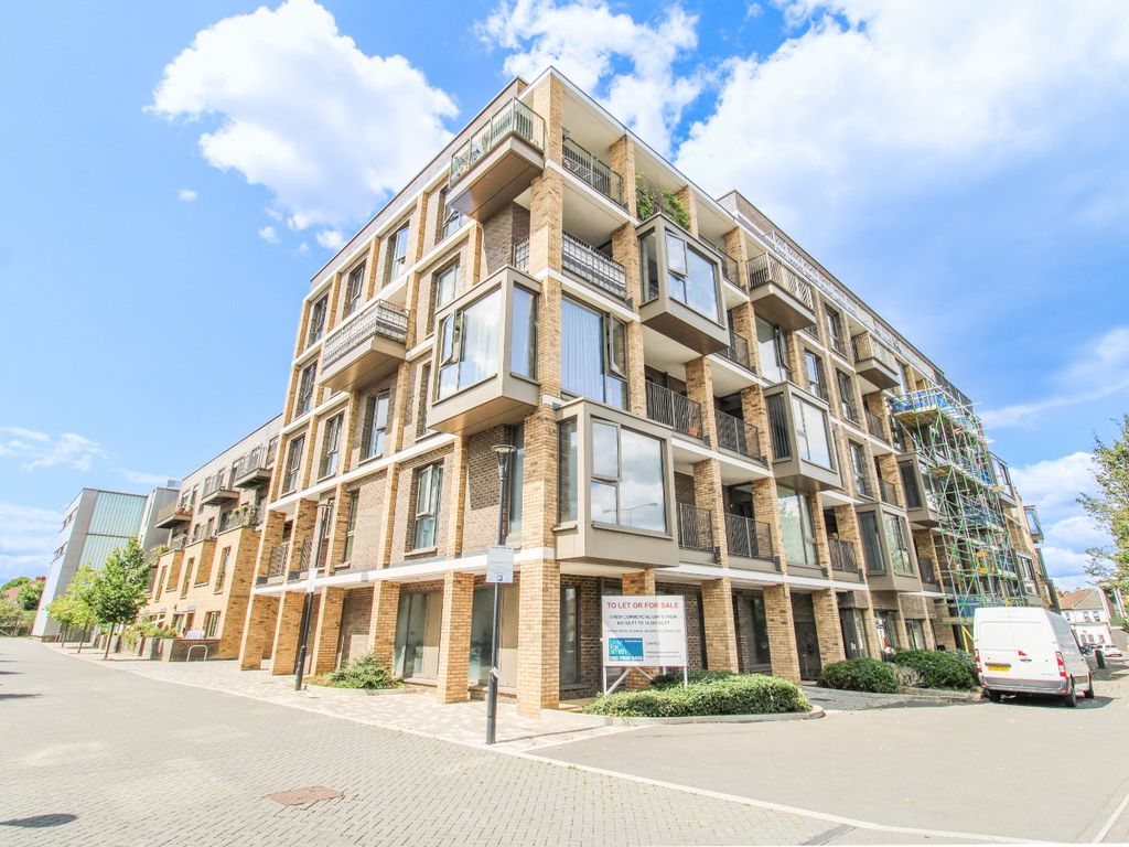 1 bed flat for sale in Purley Way, Croydon CR0, £137,500 - Zoopla