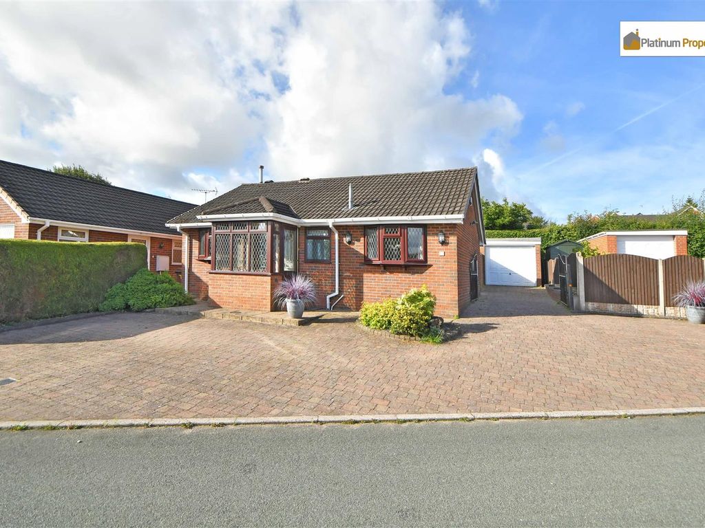 2 Bed Detached Bungalow For Sale In Golborn Close Meir Heath St3 £