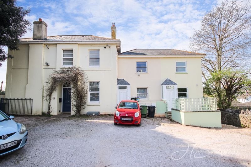 2 Bed Maisonette For Sale In St Margarets Road St Marychurch