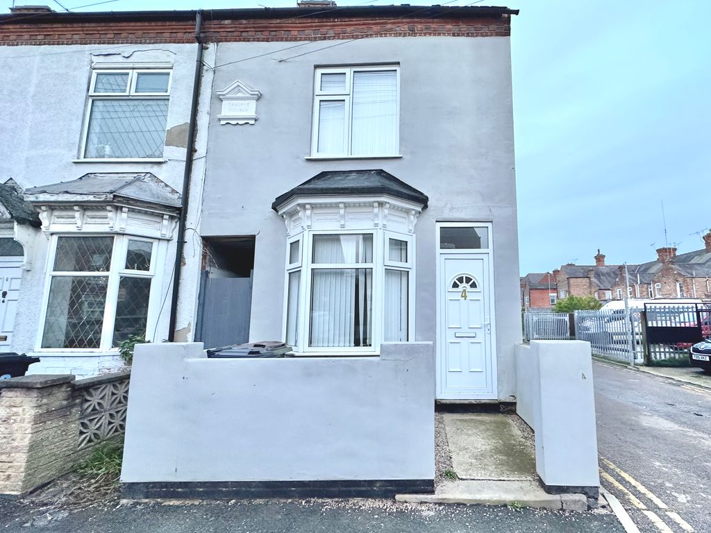 3 Bed End Terrace House To Rent In Clifford Street South Wigston