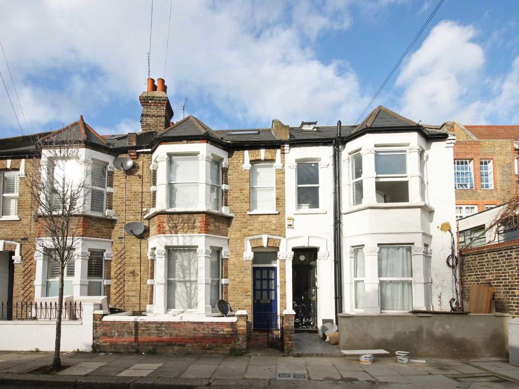 2 bed flat to rent in Beryl Road, London W6, £2,383 pcm - Zoopla