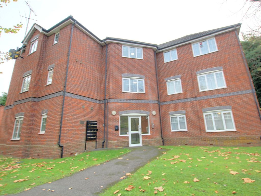 1 bed flat to rent in Ashdene Gardens, Reading RG30, £1,100 pcm - Zoopla