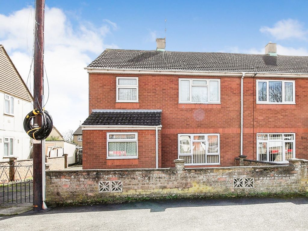 3 Bed Semi Detached House For Sale In Willow Brook Road Corby Nn17