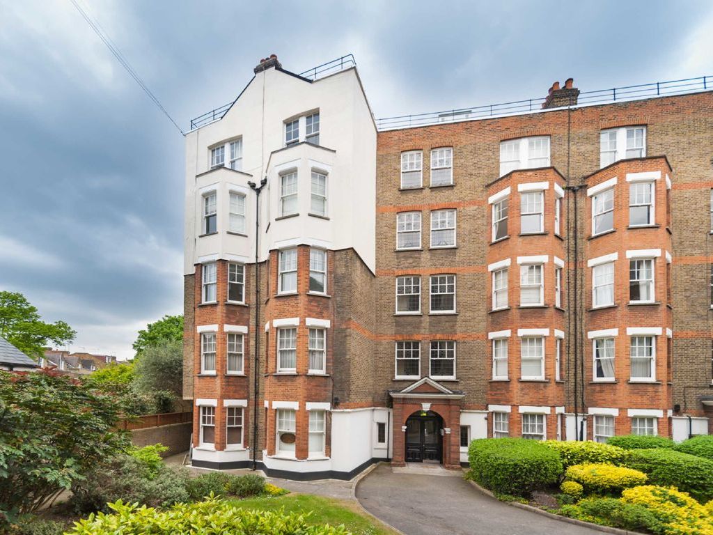 2 bed flat to rent in Sutton Lane North, London W4, £1,898 pcm - Zoopla