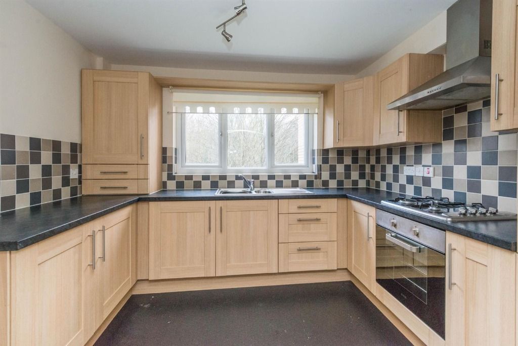 1 bed flat to rent in Normanton Spring Close, Sheffield S13 - Zoopla
