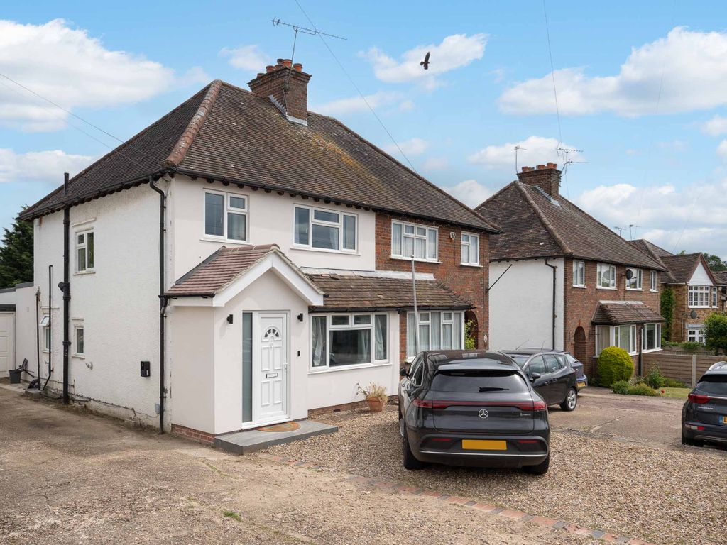 3 Bed Semi Detached House For Sale In Woodland Road Rickmansworth Wd3