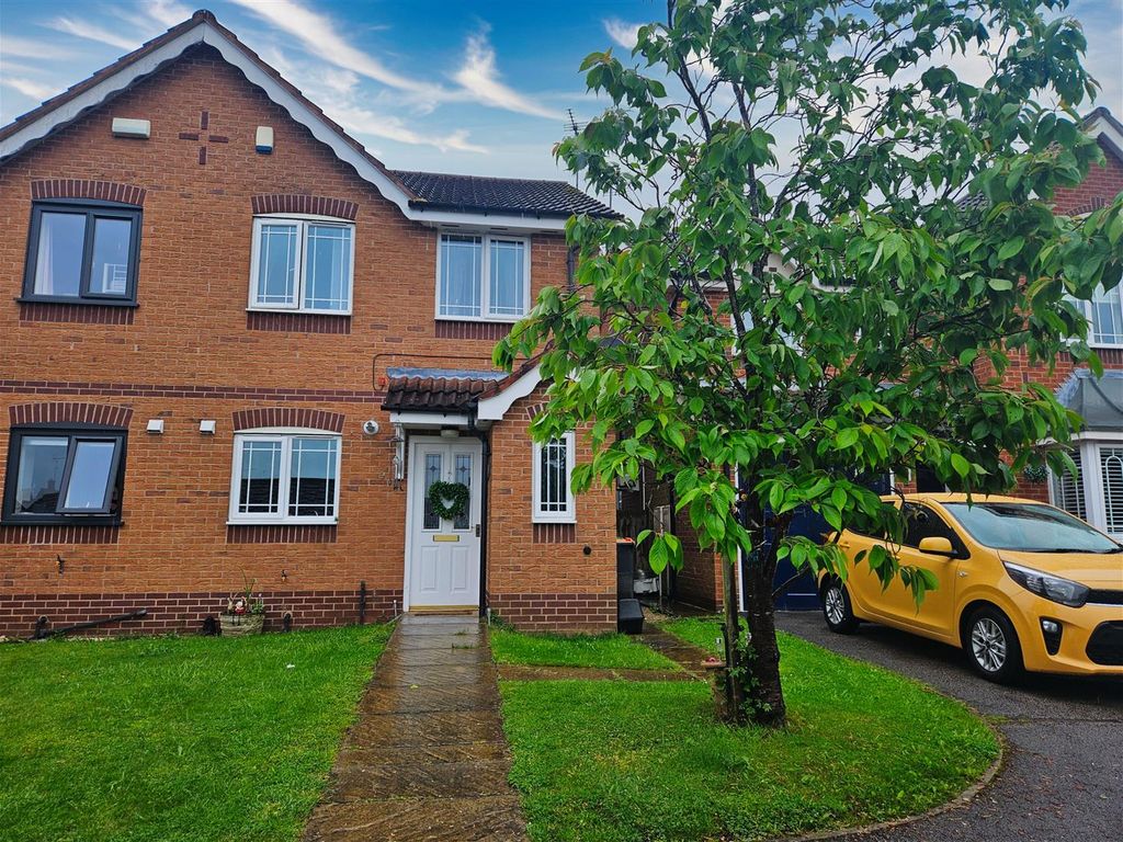 3 bed property for sale in Sheldon Close, Sutton-In-Ashfield NG17, £ ...