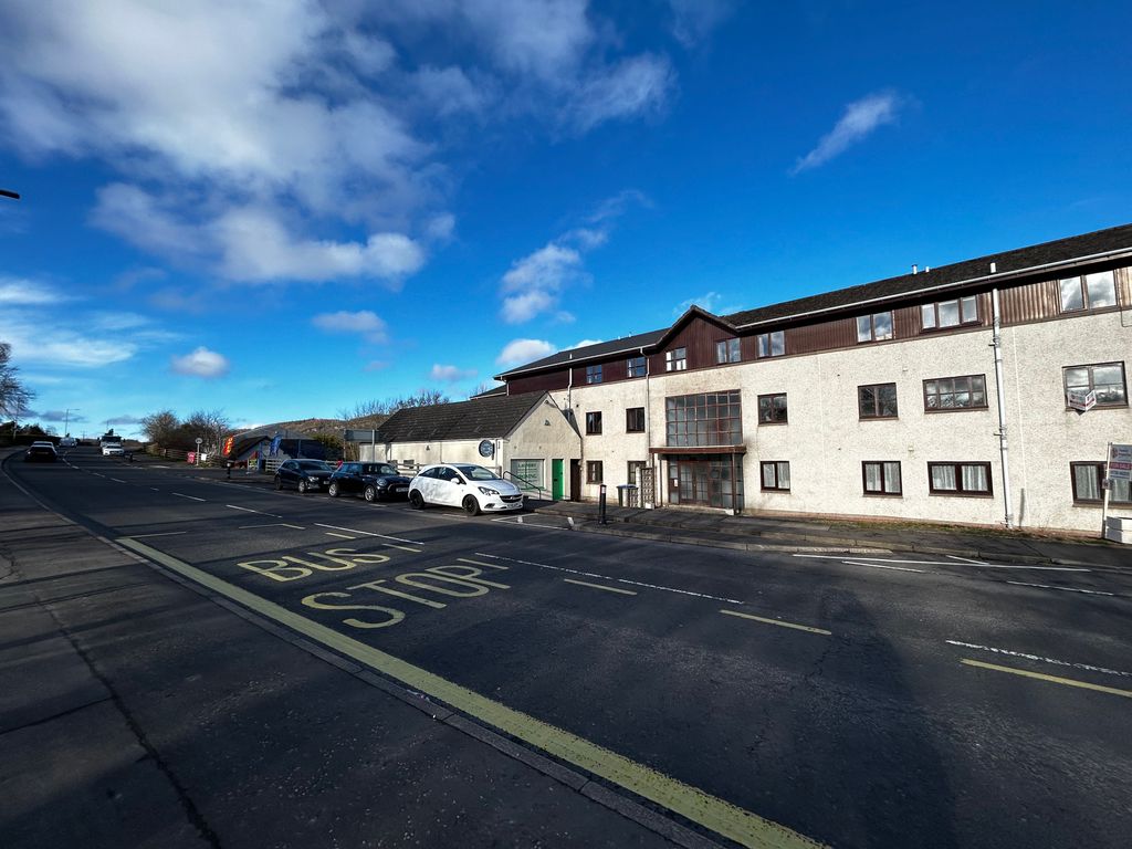2 Bed Flat For Sale In Old Mill Courtyard Bridge Of Earn Perth Ph2 £
