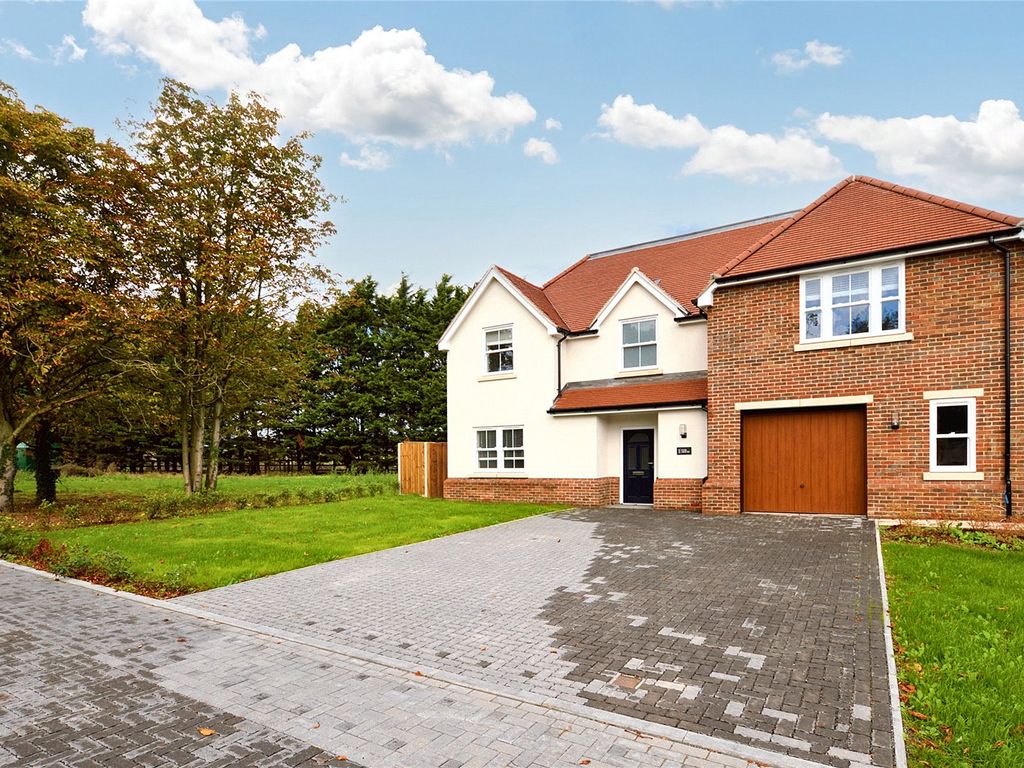 5 bed detached house to rent in Farm Drive, Canes Lane, Hastingwood ...