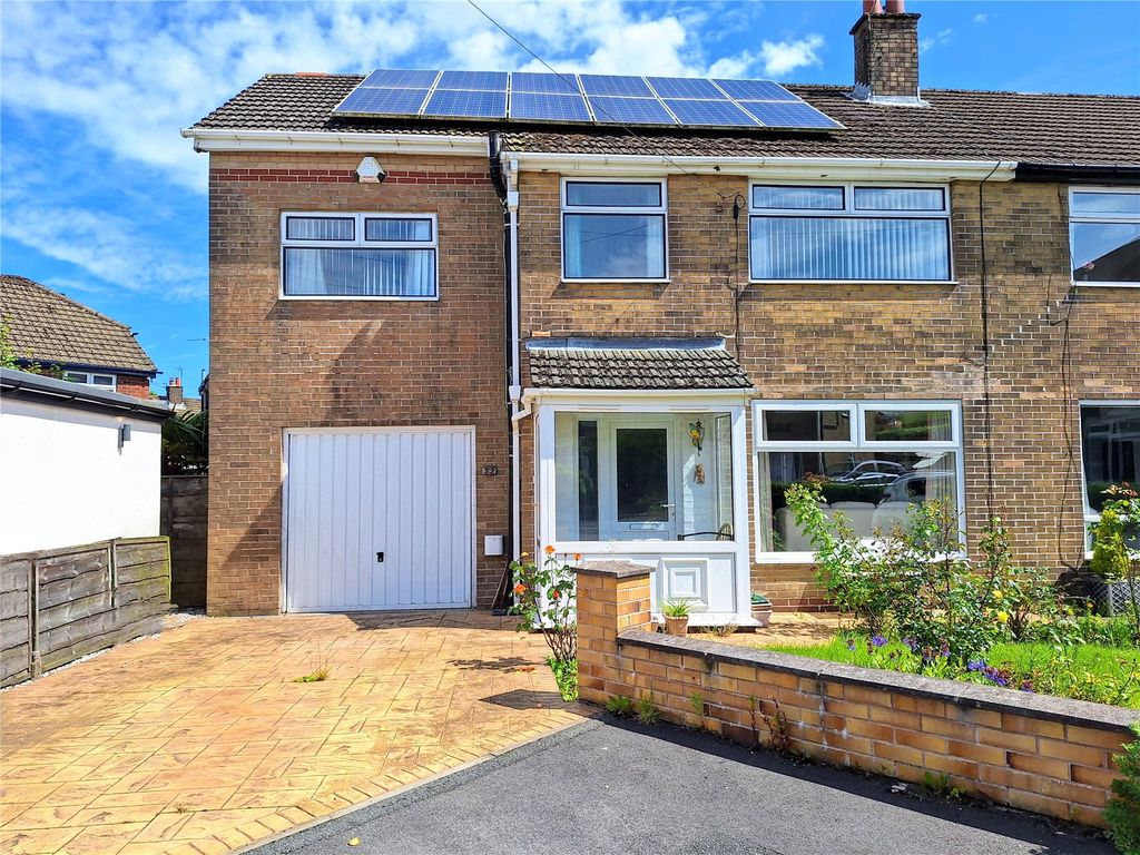 4 Bed Semi Detached House For Sale In Haugh Hill Road Moorside Oldham