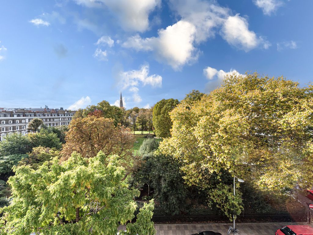 2 bed flat for sale in Onslow Square, London SW7 - Zoopla