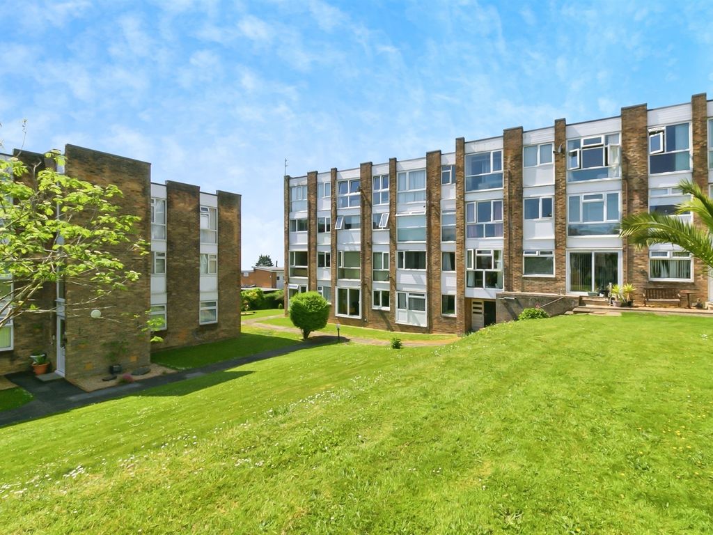 1 bed flat for sale in Park Road, Barry CF62, £115,000 - Zoopla