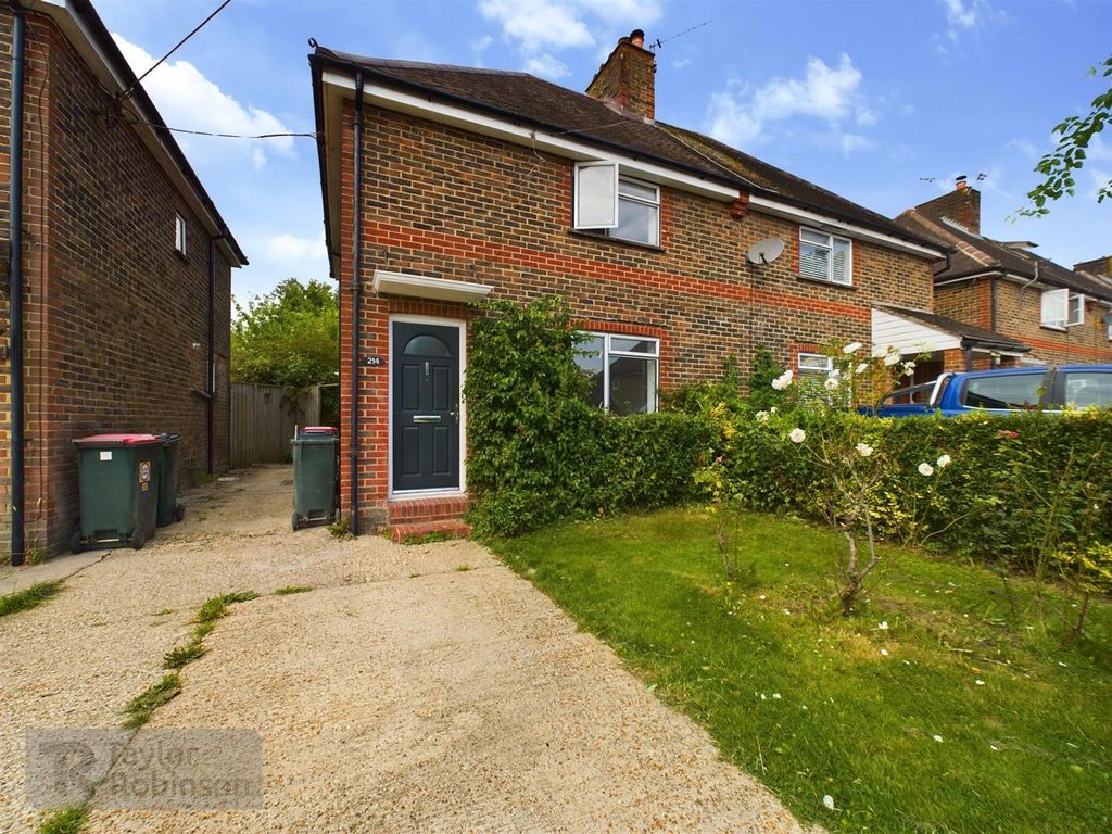 3 bed property for sale in Ifield Road, Crawley RH11, £375,000 - Zoopla