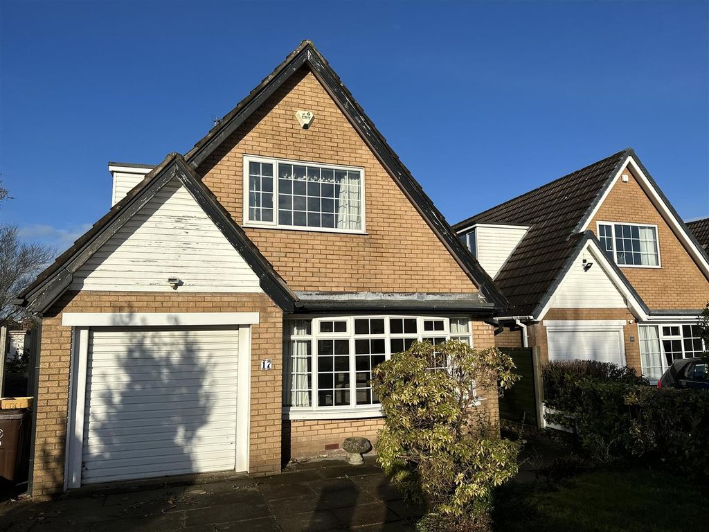 3 bed detached bungalow for sale in Holly Grove, Tarleton, Preston PR4 ...