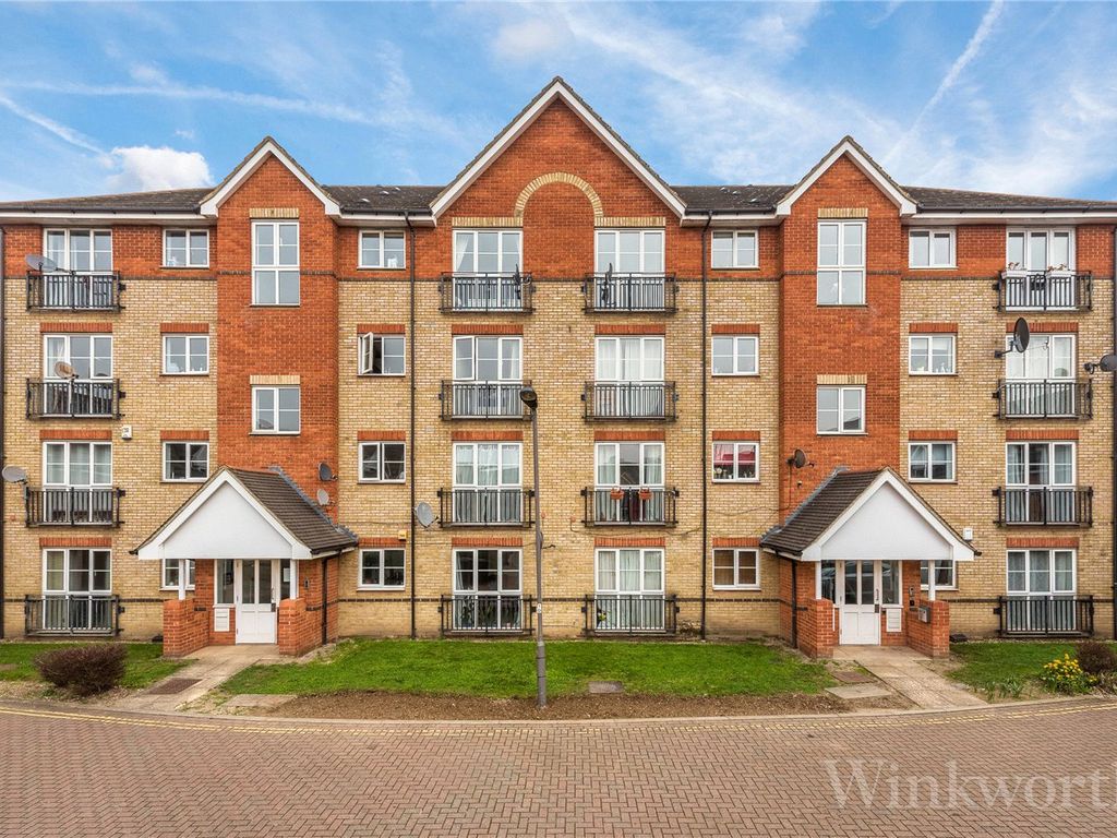 2 bed flat to rent in Joseph Hardcastle Close, London SE14 - Zoopla