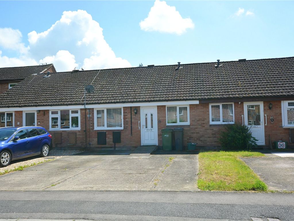 2 Bed Bungalow For Sale In Westbourne Drive Hardwicke Gloucester Gl2