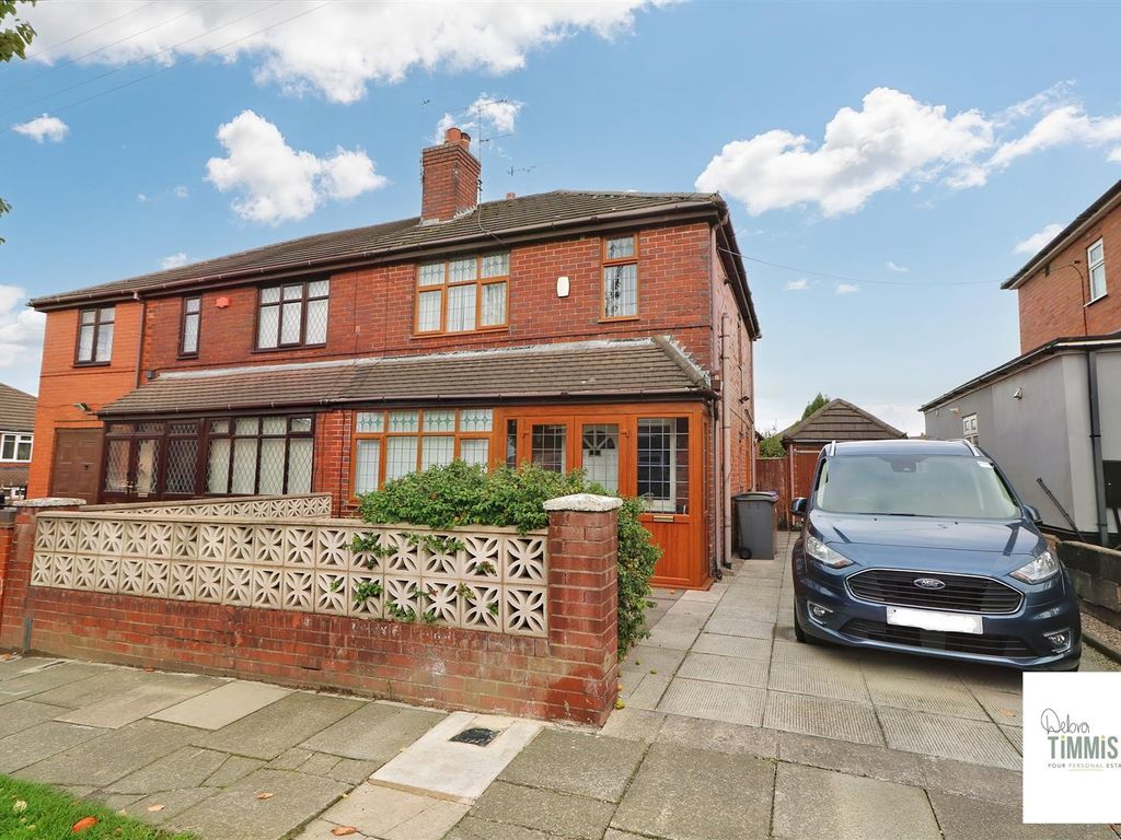 3 Bed Semi Detached House For Sale In Louvain Avenue Sneyd Green