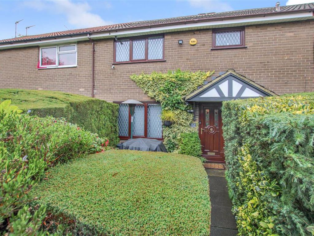 3 bed town house for sale in Gamble Hill Drive, Bramley, Leeds, West ...