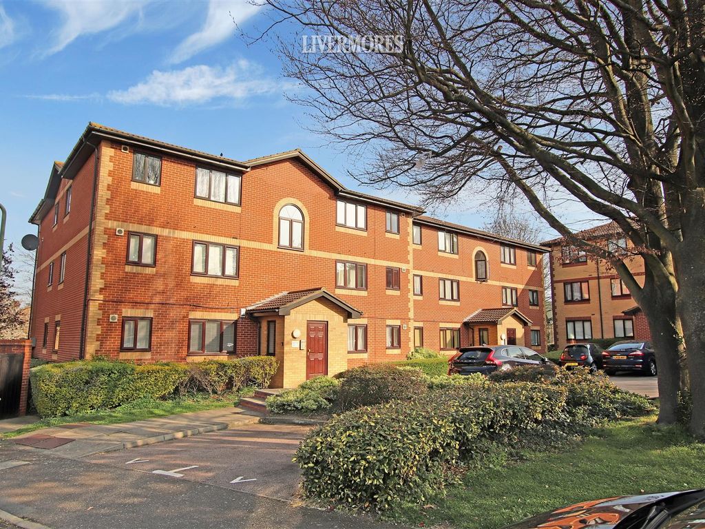 Studio to rent in Foley Court, Churchill Close, Dartford DA1 - Zoopla