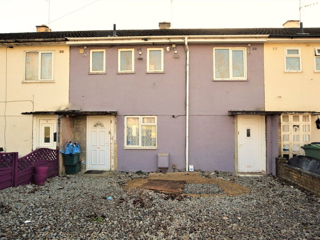 3 bed terraced house for sale in Arlingham Road, Tuffley, Gloucester ...