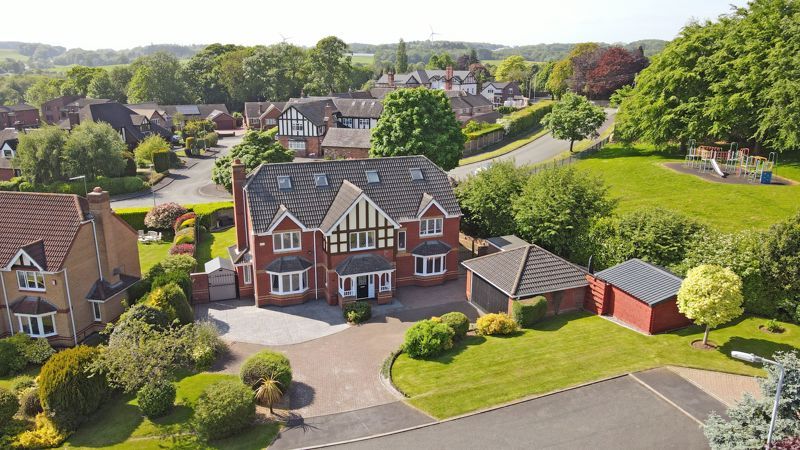 7 bed detached house for sale in Allthorpe Place, Newcastle-Under-Lyme ...