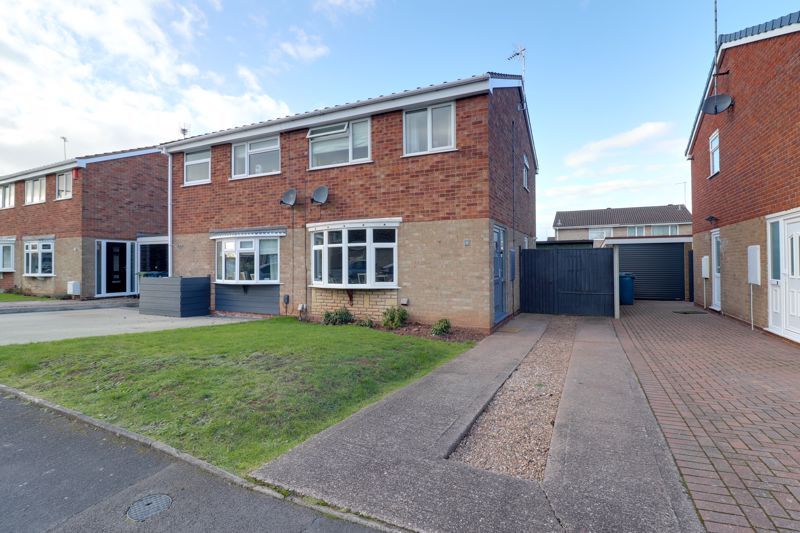 3 Bed Semi Detached House For Sale In Robinswood Wildwood Stafford