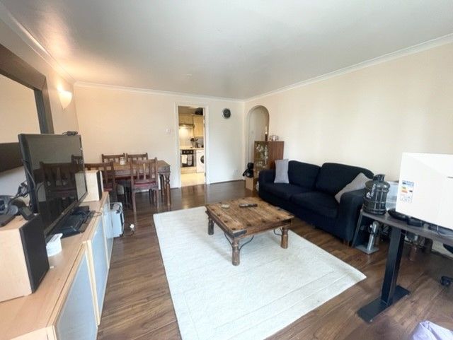 1 bed flat to rent in Meridian Place, London E14 - Zoopla