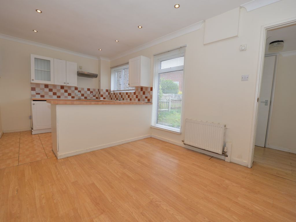 3 bed terraced house to rent in Lewis Silkin Way, Southampton SO16, £ ...