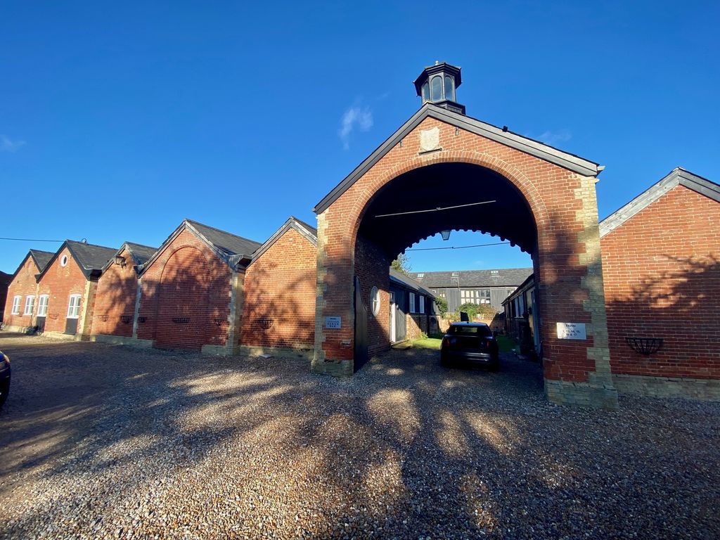 4 bed barn conversion to rent in Model Farm, Stowmarket IP14 - Zoopla