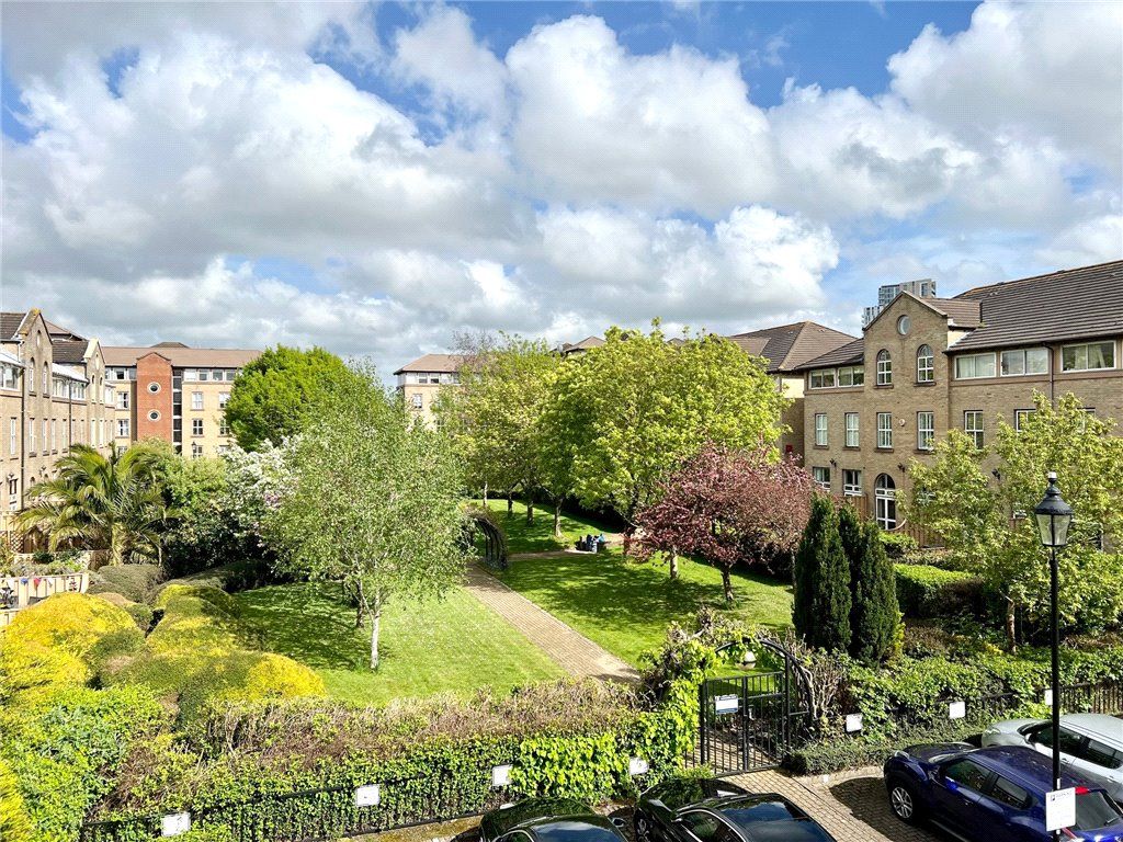 2 bed flat for sale in Asturias Way, Southampton, Hampshire SO14 - Zoopla