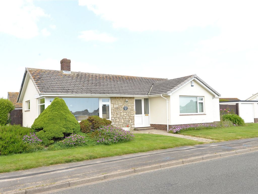 2 Bed Bungalow For Sale In Chiltern Drive Barton On Sea New Milton