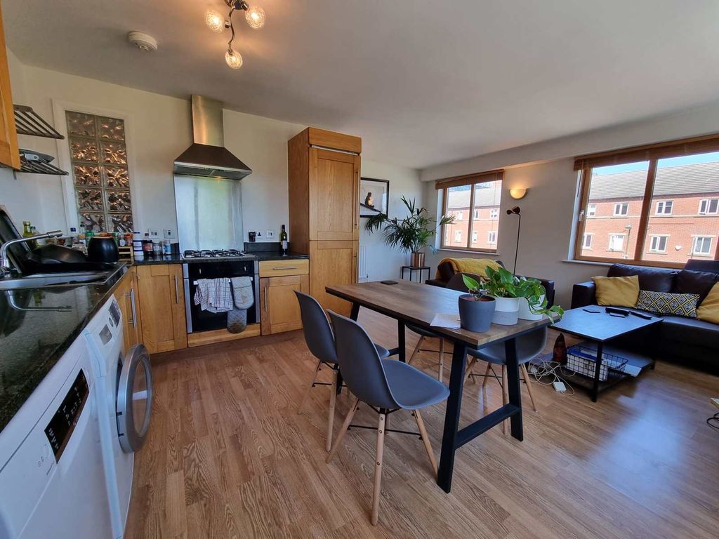 2 bed flat to rent in Raleigh Square, Raleigh Street, Nottingham NG7 ...