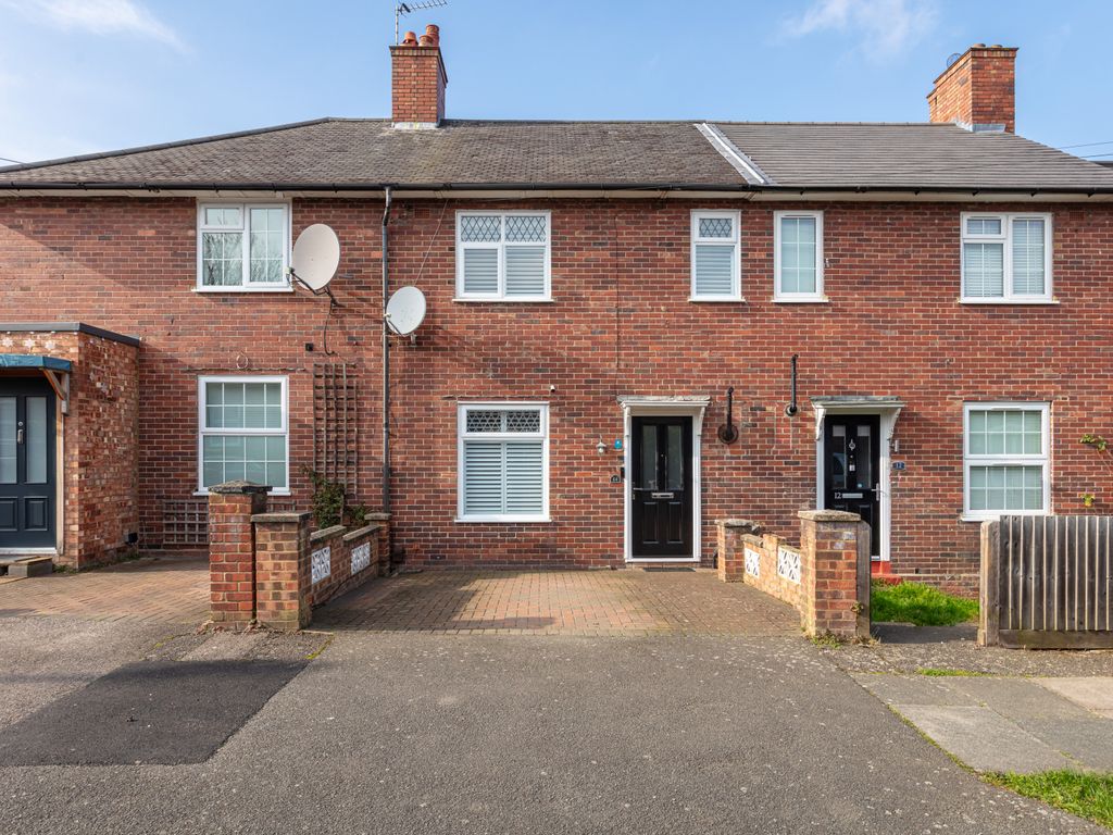 2 Bed Terraced House For Sale In Blanchland Road Morden Sm4 £500 000