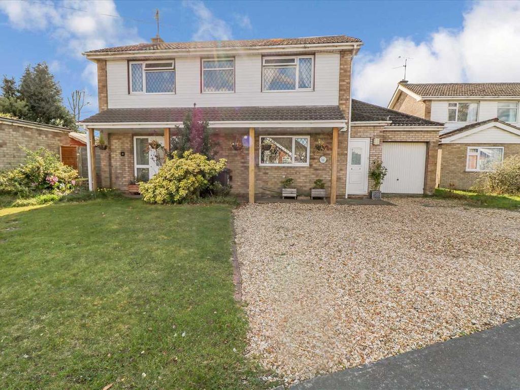 4 Bed Detached House For Sale In Leyburn Road North Hykeham Lincoln
