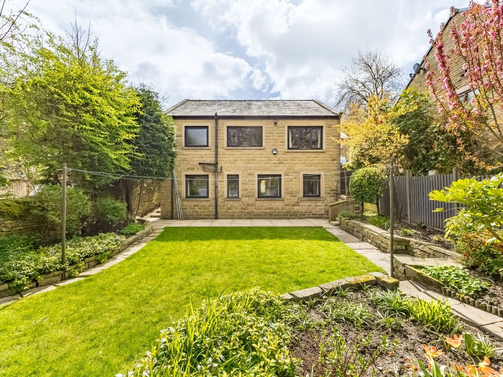 4 Bed Detached House For Sale In New Street Meltham Holmfirth Hd9 £