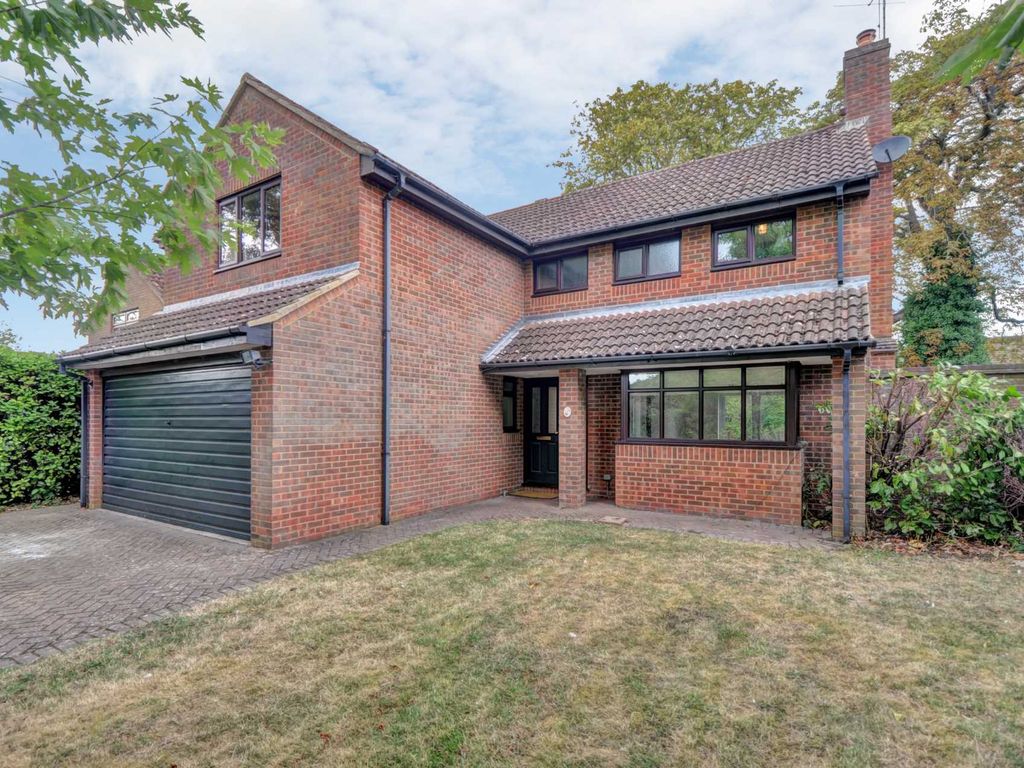4 bed detached house for sale in St. Teresas Close, Princes Risborough ...