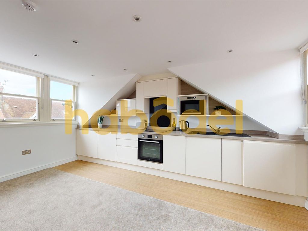 2 bed flat to rent in Hill Top Road, Oxford, Oxfordshire OX4, £1,500 ...