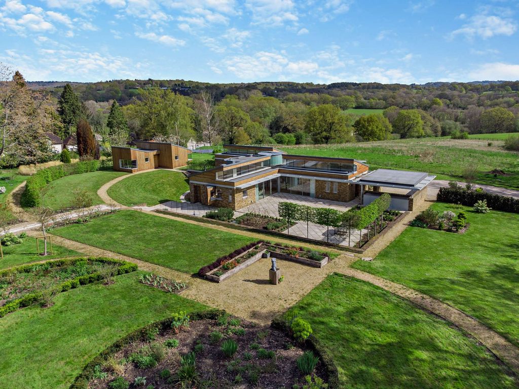 4 Bed Detached House For Sale In Fowley Lane High Hurstwood Uckfield